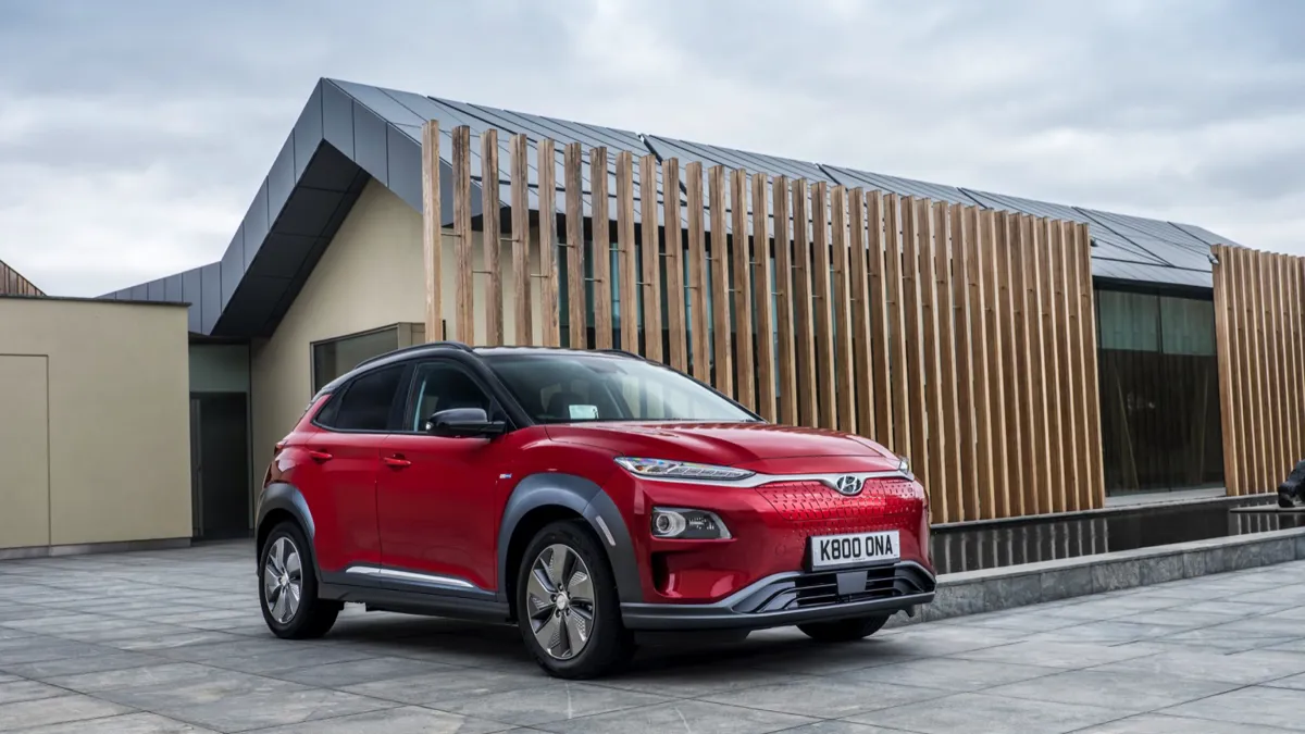 Hyundai KONA Electric 39 kWh price and specifications Ref 1239